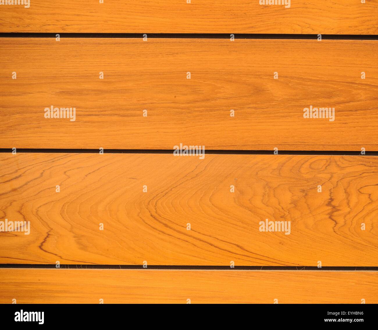 Tavolato in legno di teak immagini e fotografie stock ad alta ...