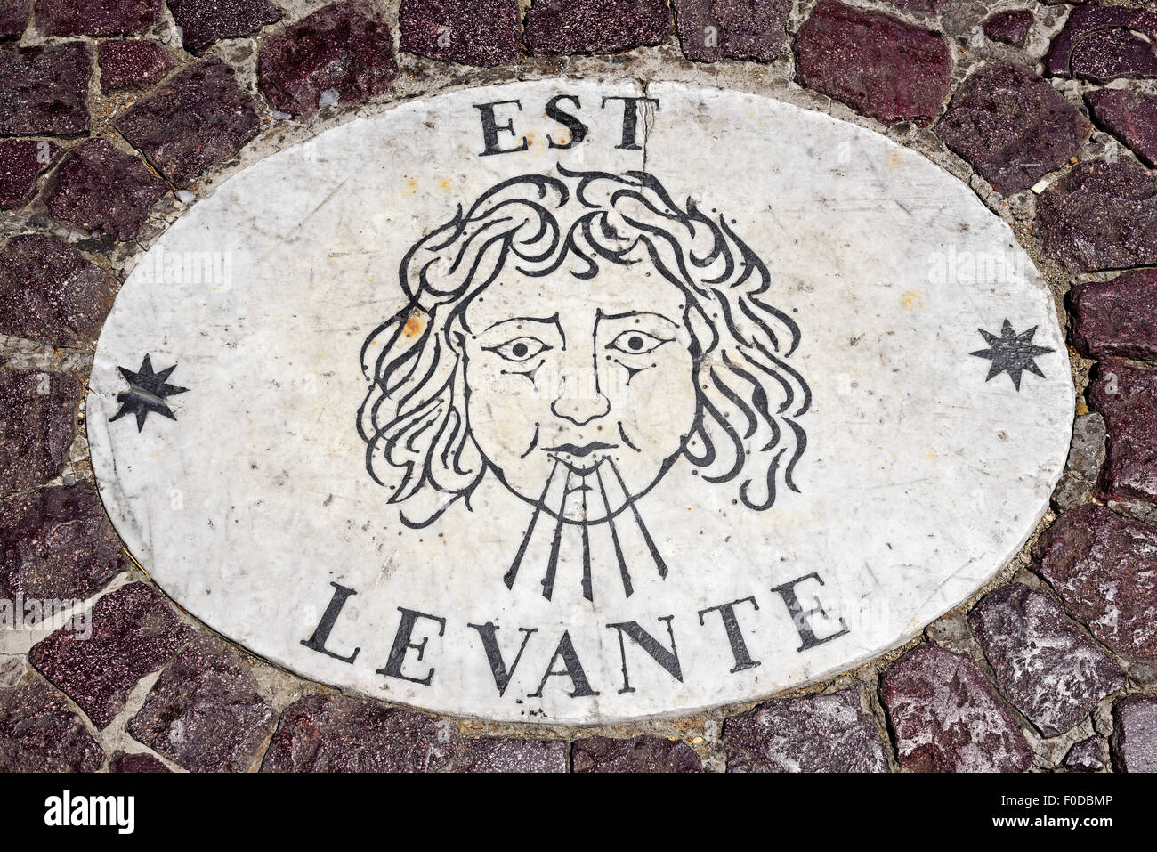 Rosa Dei Venti Immagini e Fotos Stock - Alamy