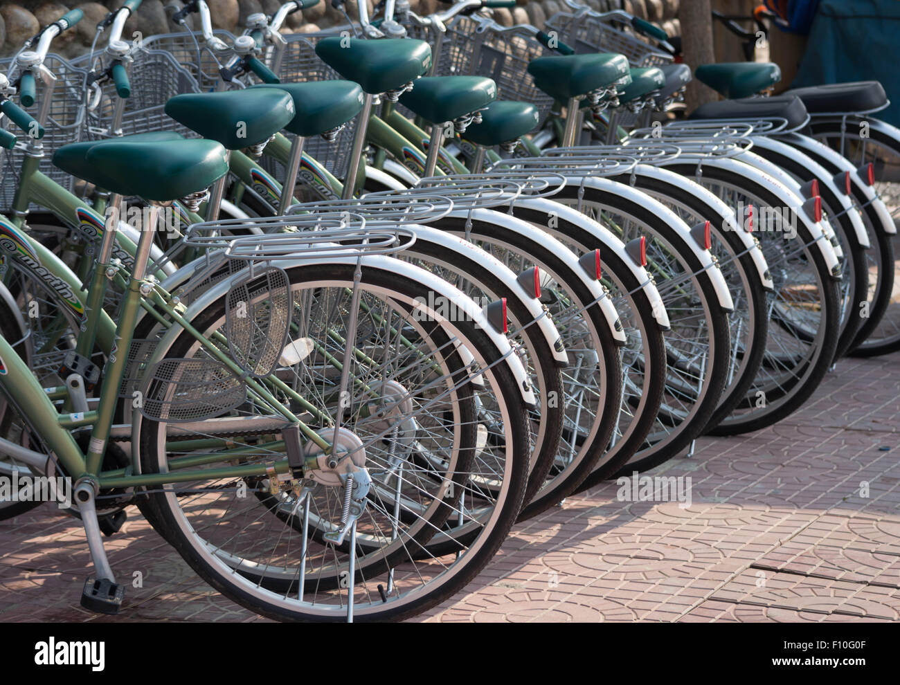 Le ruote posteriori immagini e fotografie stock ad alta risoluzione - Alamy
