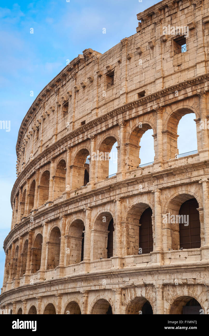 Foto del colosseo romano immagini e fotografie stock ad alta ...
