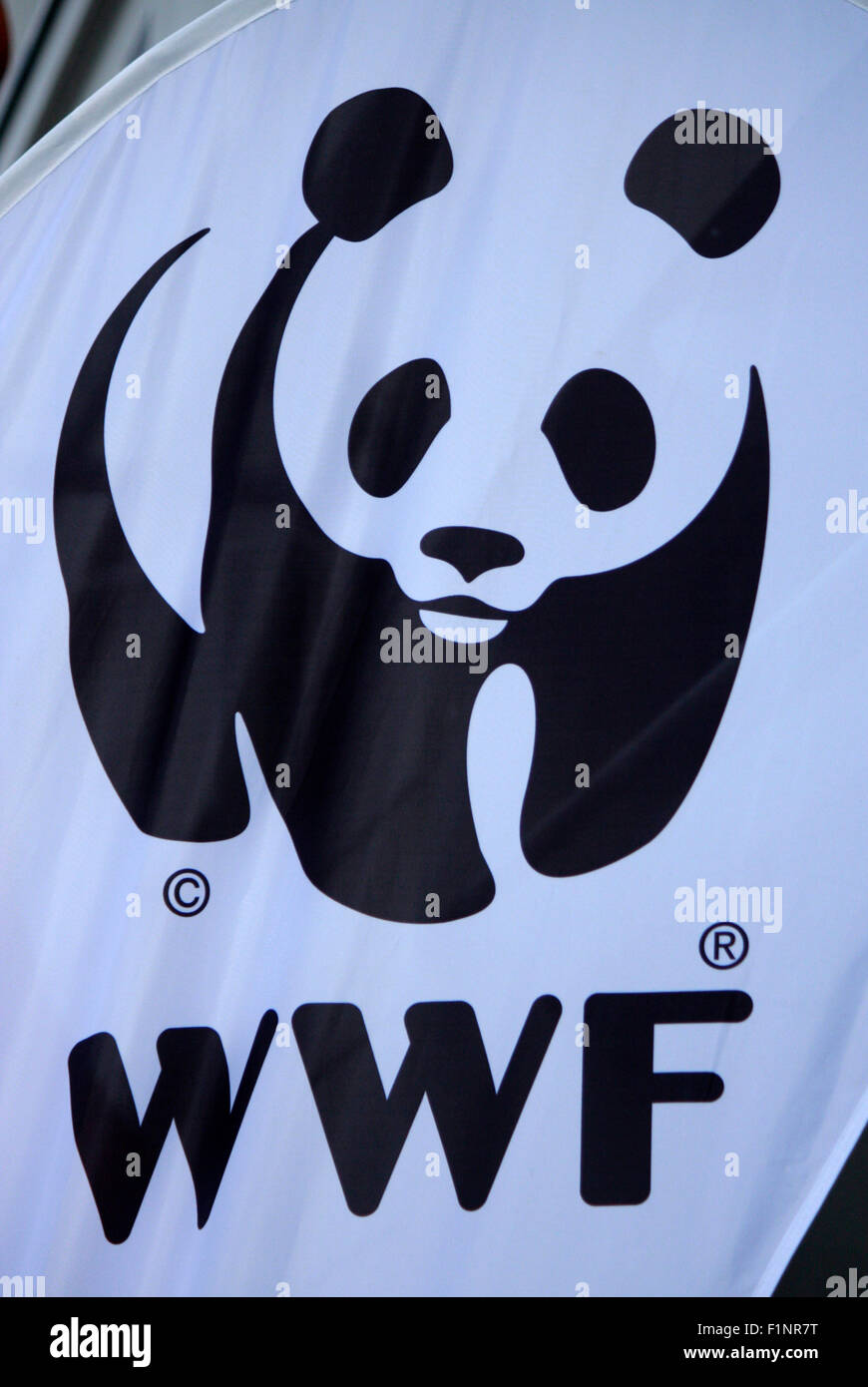 Wwf logo immagini e fotografie stock ad alta risoluzione - Alamy