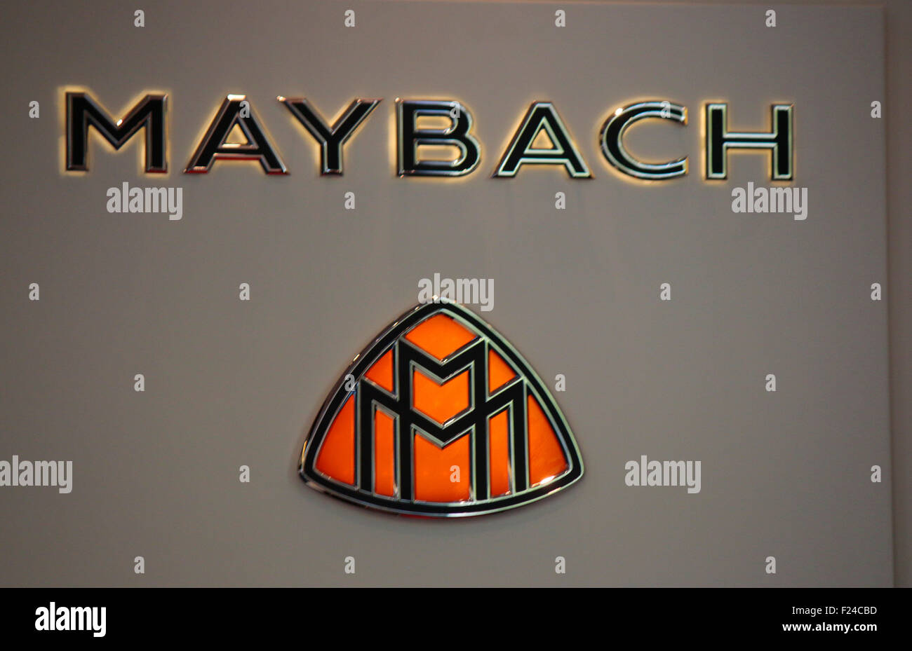 Logo luxury car maybach maybach immagini e fotografie stock ad alta ...