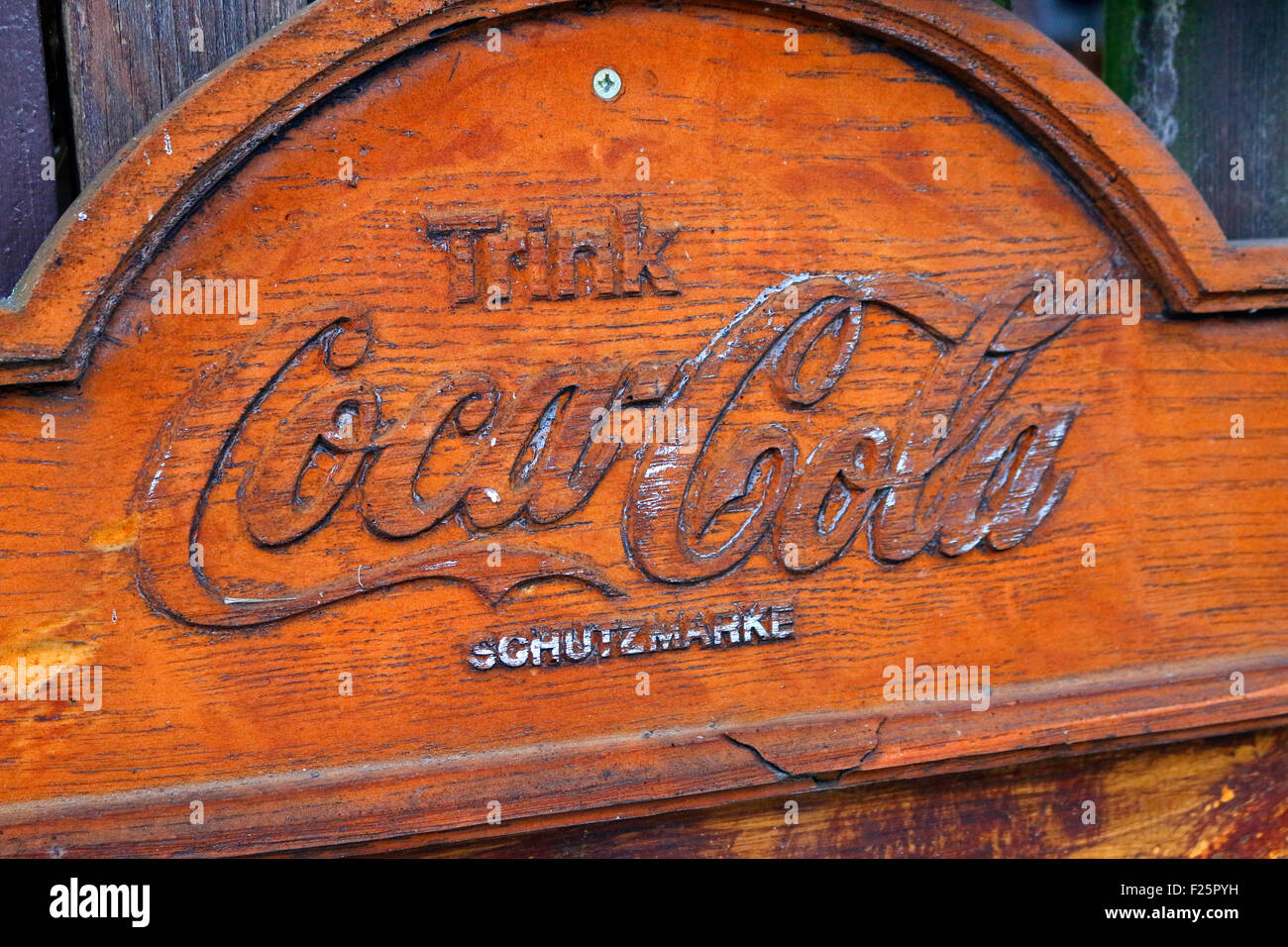 Emblema di coca cola immagini e fotografie stock ad alta risoluzione ...