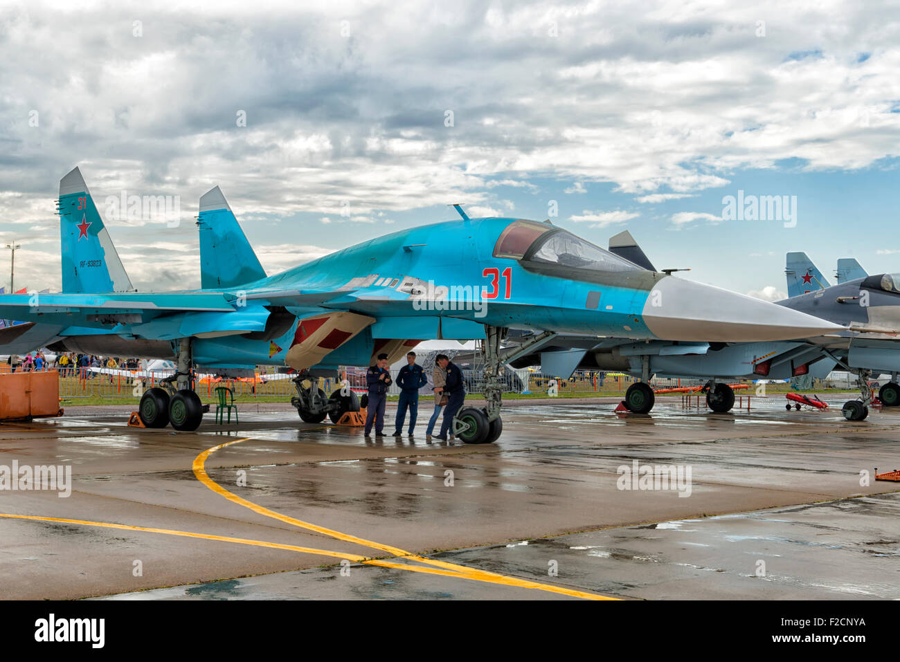 Sukhoi su 34 fullback immagini e fotografie stock ad alta risoluzione - Alamy