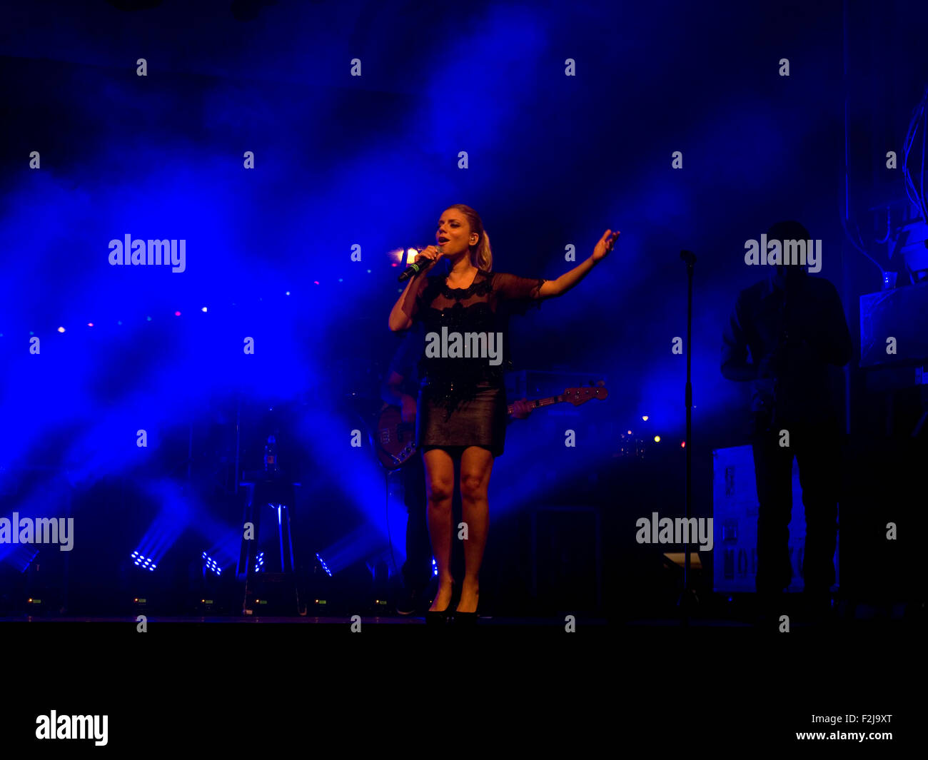 Shiri maimon immagini e fotografie stock ad alta risoluzione - Alamy