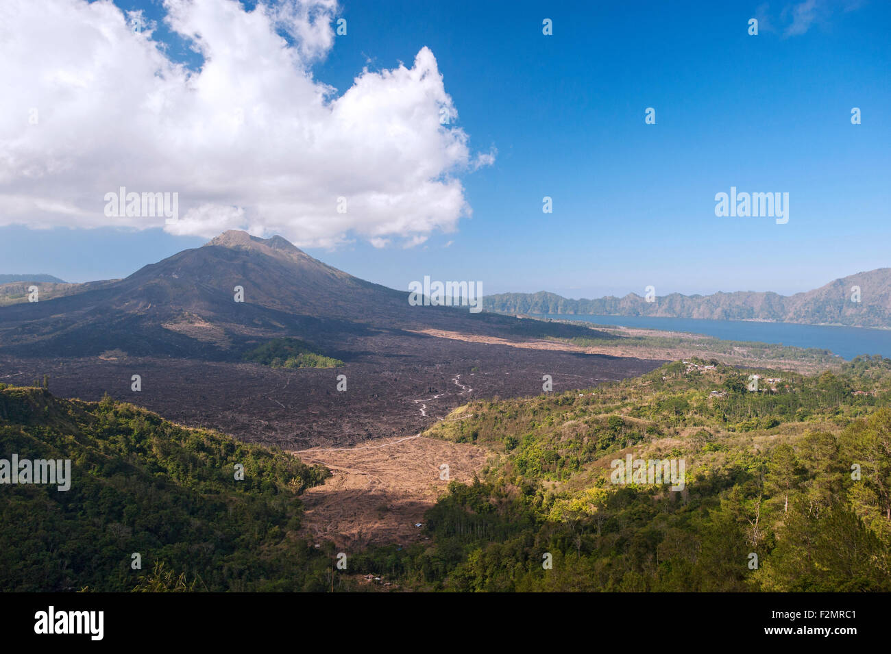 Lago di bali immagini e fotografie stock ad alta risoluzione - Alamy