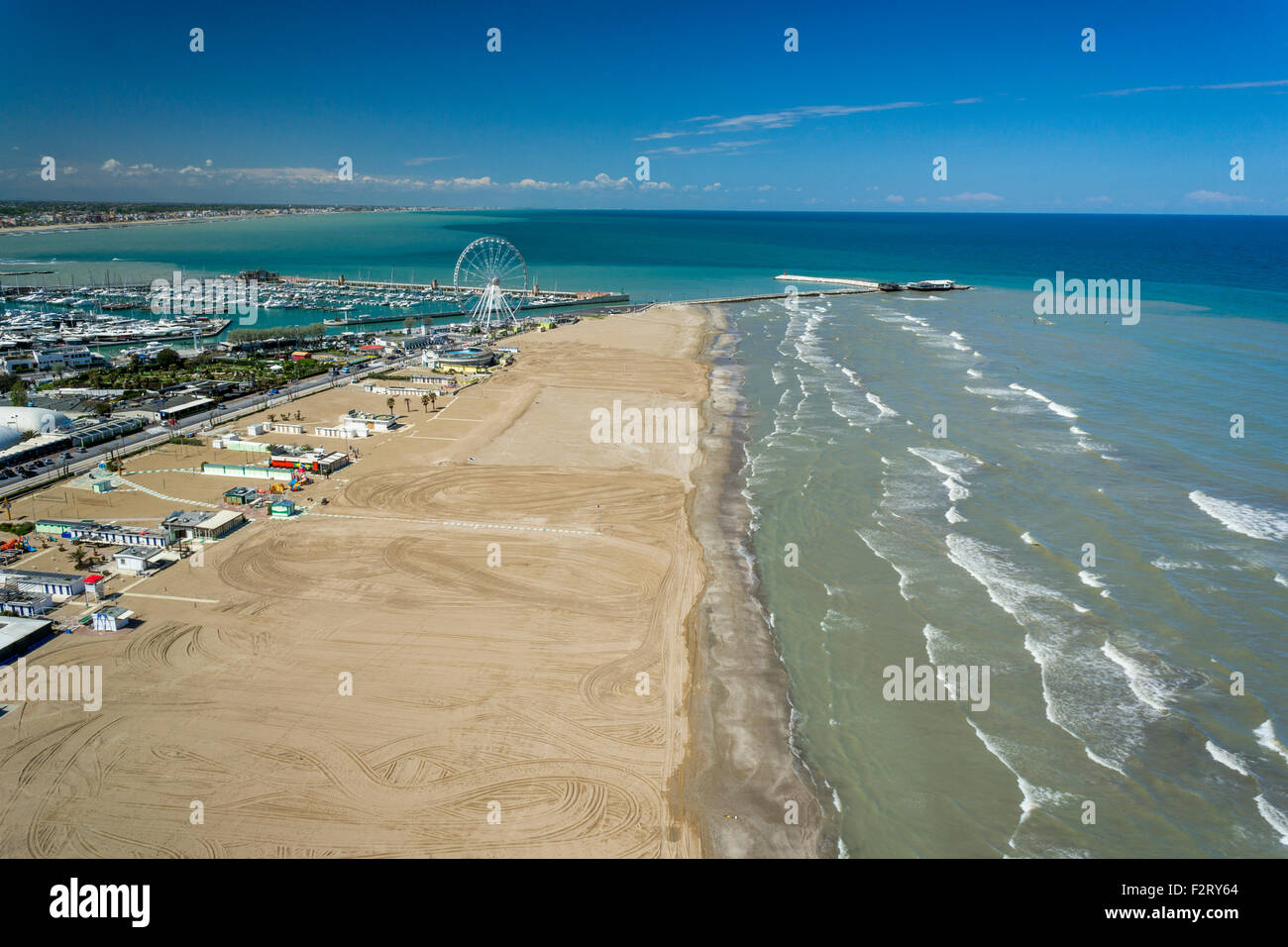 Vista aerea della spiaggia di Rimini Italia Foto stock - Alamy