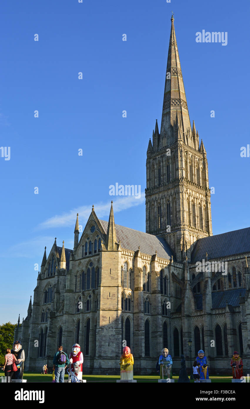 La Cattedrale di Salisbury celebrando la Magna Carta Foto stock - Alamy