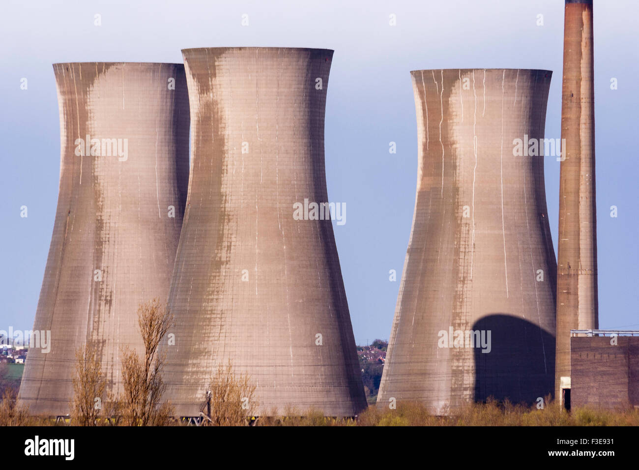 Centrale elettrica a petrolio immagini e fotografie stock ad alta ...