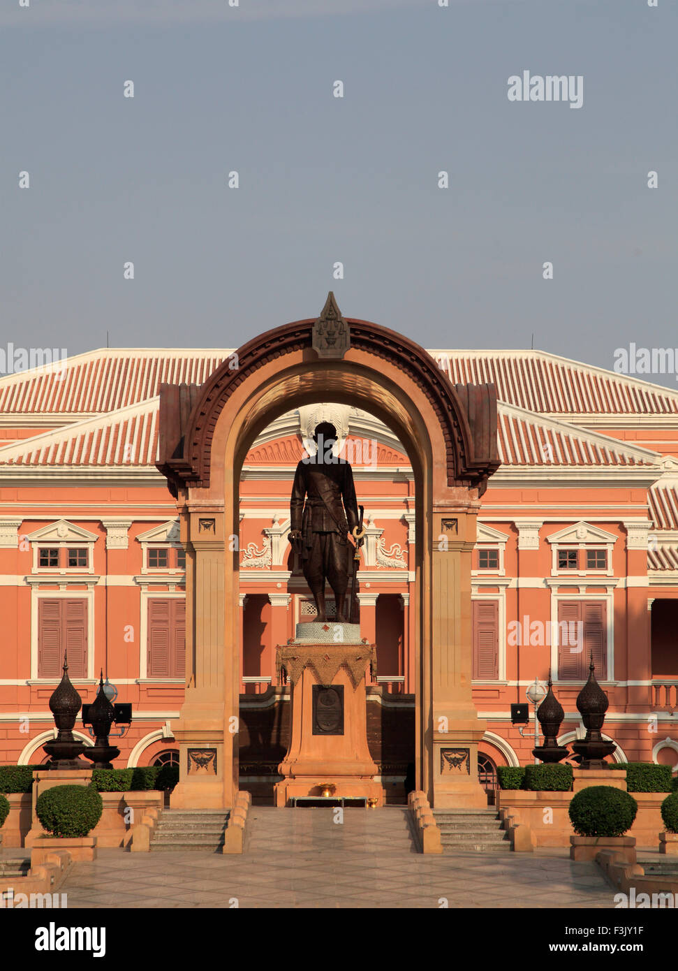 Palazzo saranrom immagini e fotografie stock ad alta risoluzione - Alamy