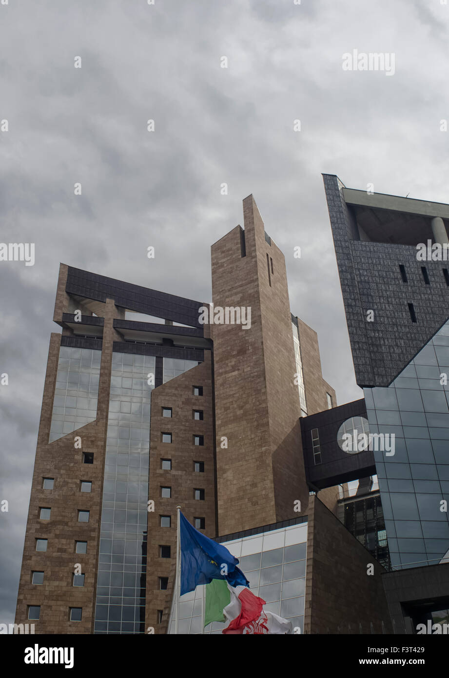Vista del complesso degli edifici moderni a Firenze Foto stock - Alamy