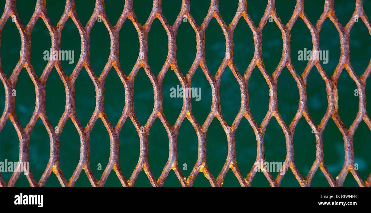 Metal flooring immagini e fotografie stock ad alta risoluzione - Alamy