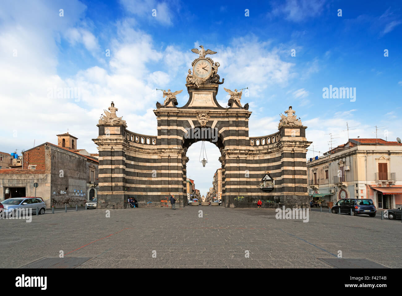 La porta garibaldi immagini e fotografie stock ad alta risoluzione - Alamy