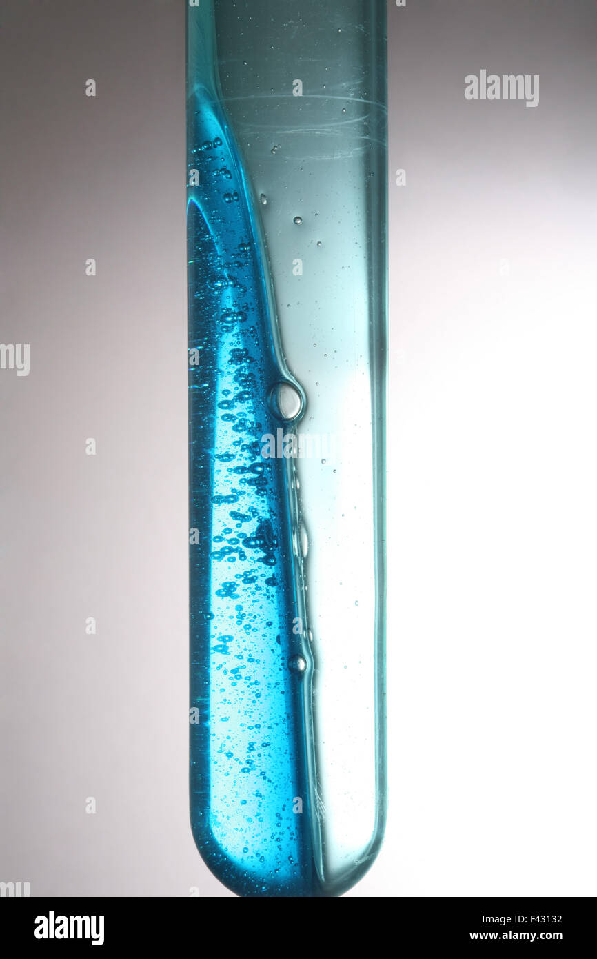 Provette per campioni dentro immagini e fotografie stock ad alta ...