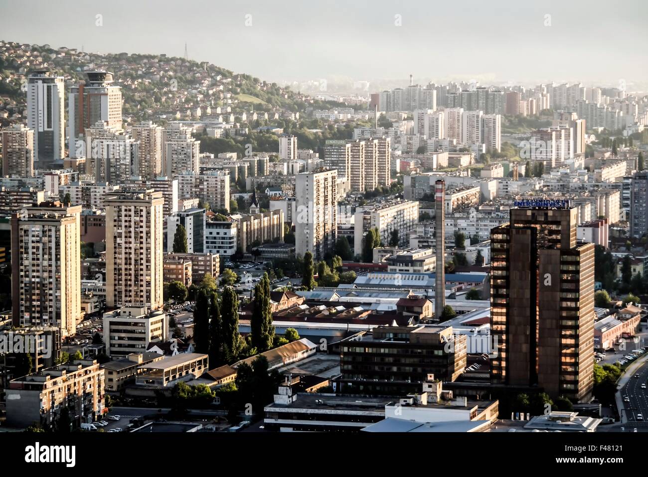 SARAJEVO, CAPITALE DELLA BOSNIA ERZEGOVINA — E NOVI GRAD, UNO DEI ...