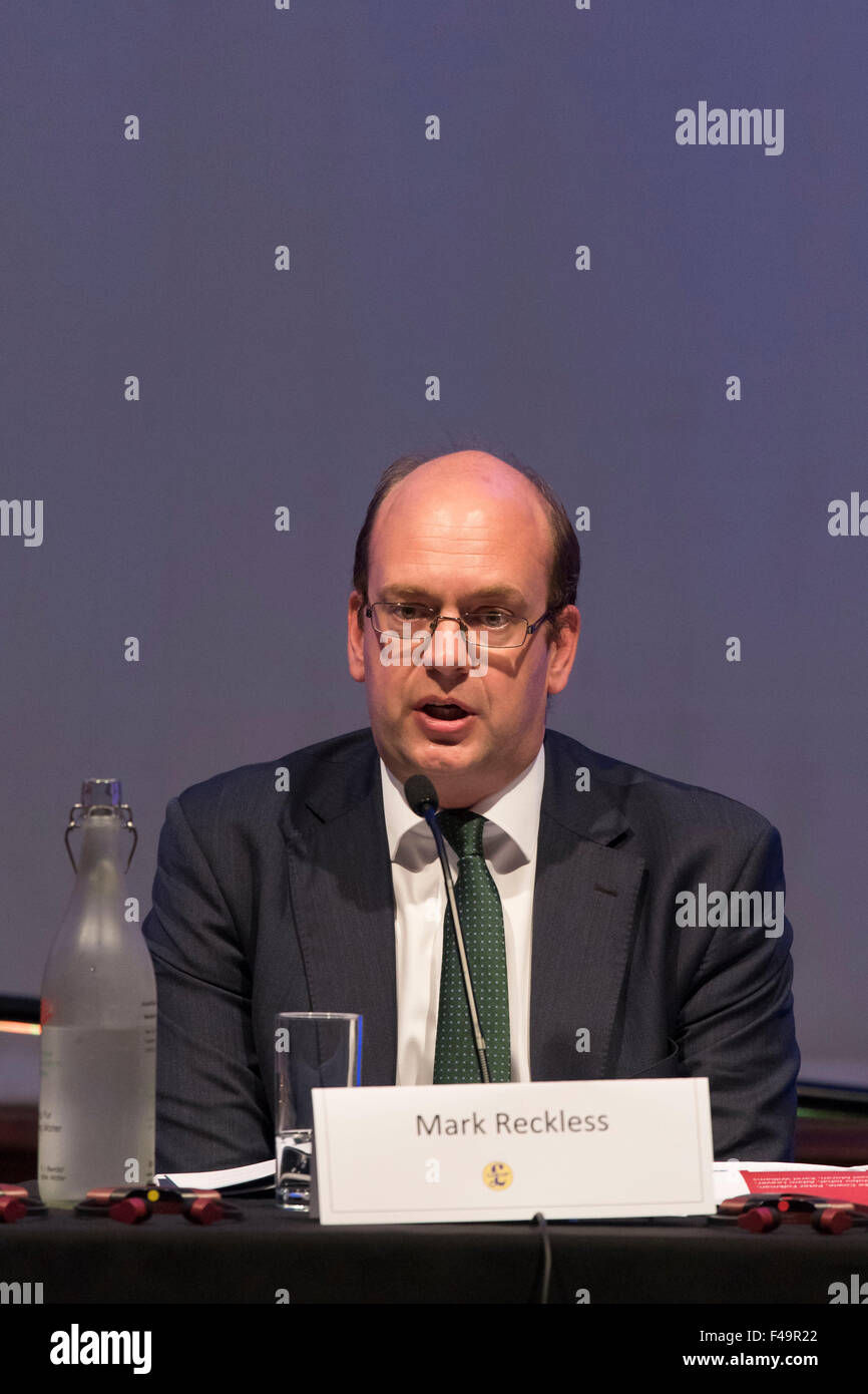 Politica spericolata immagini e fotografie stock ad alta risoluzione ...