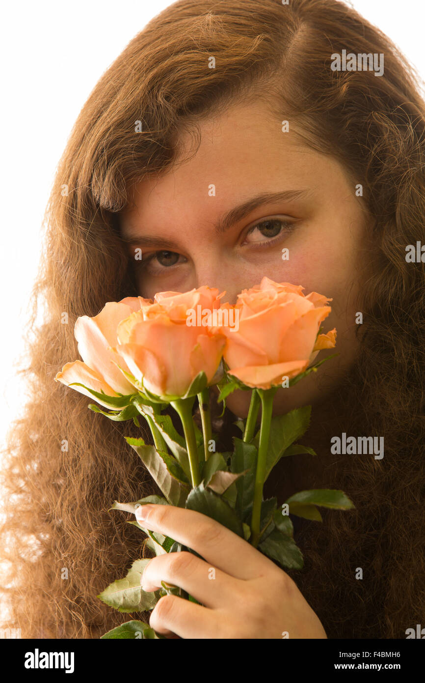 Ragazza e rose immagini e fotografie stock ad alta risoluzione - Alamy