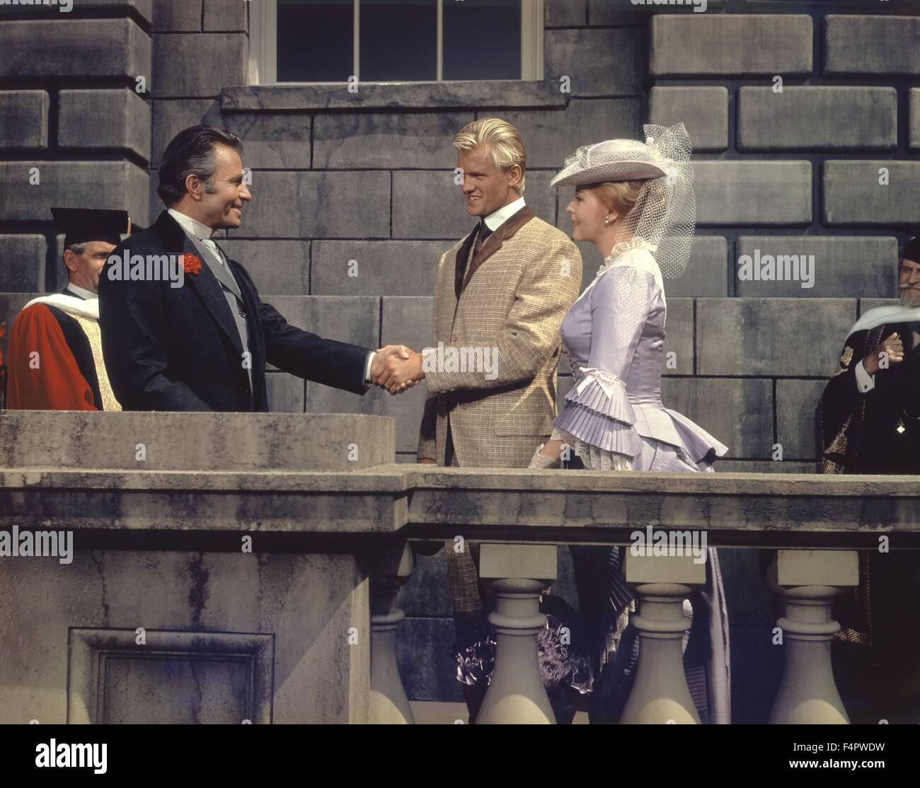 Viaggio al centro della terra immagini e fotografie stock ad alta ...