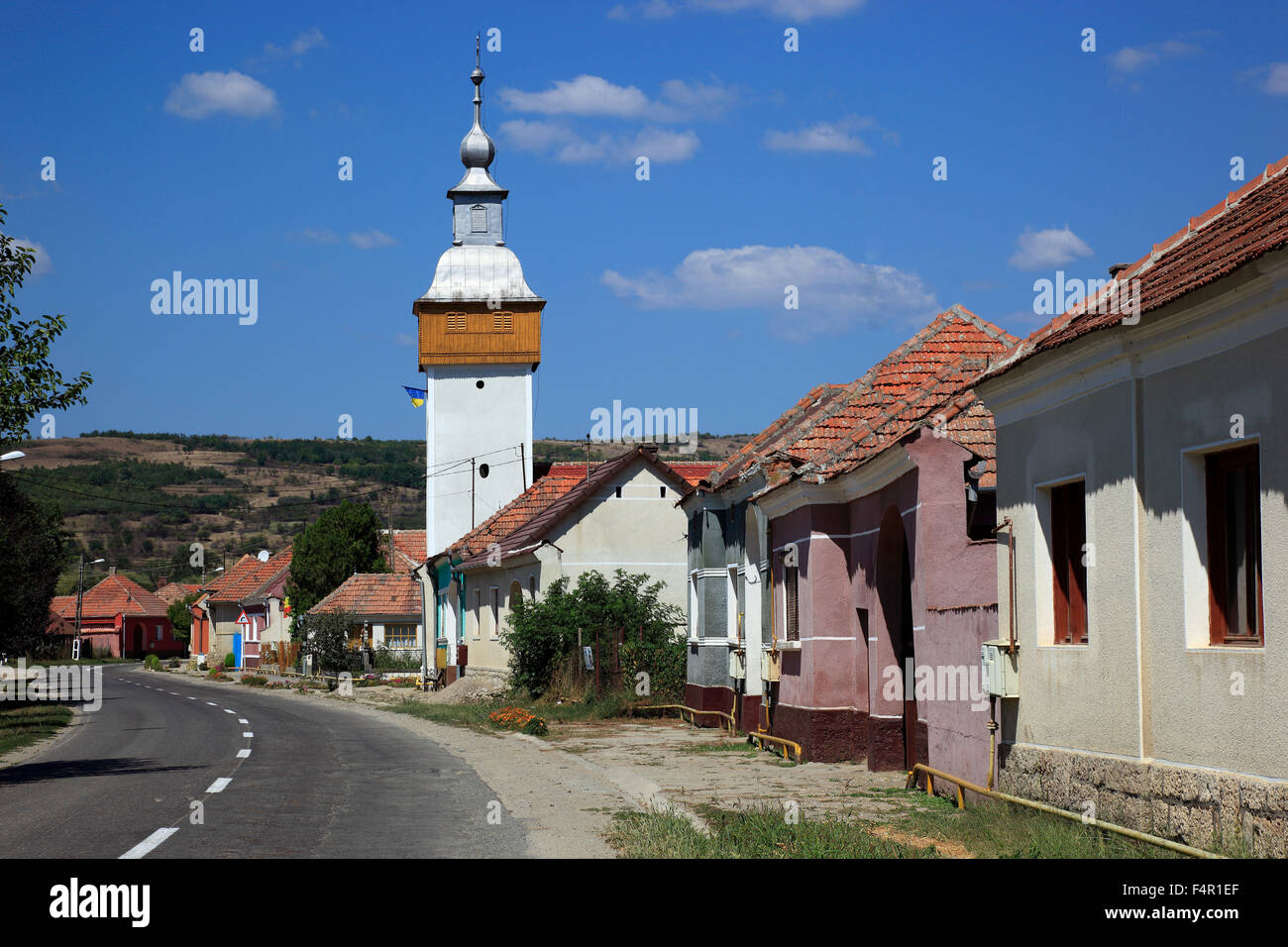 Villaggio in transilvania immagini e fotografie stock ad alta ...