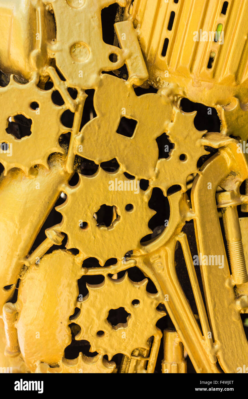 Ruote ingranaggi dorate immagini e fotografie stock ad alta risoluzione ...