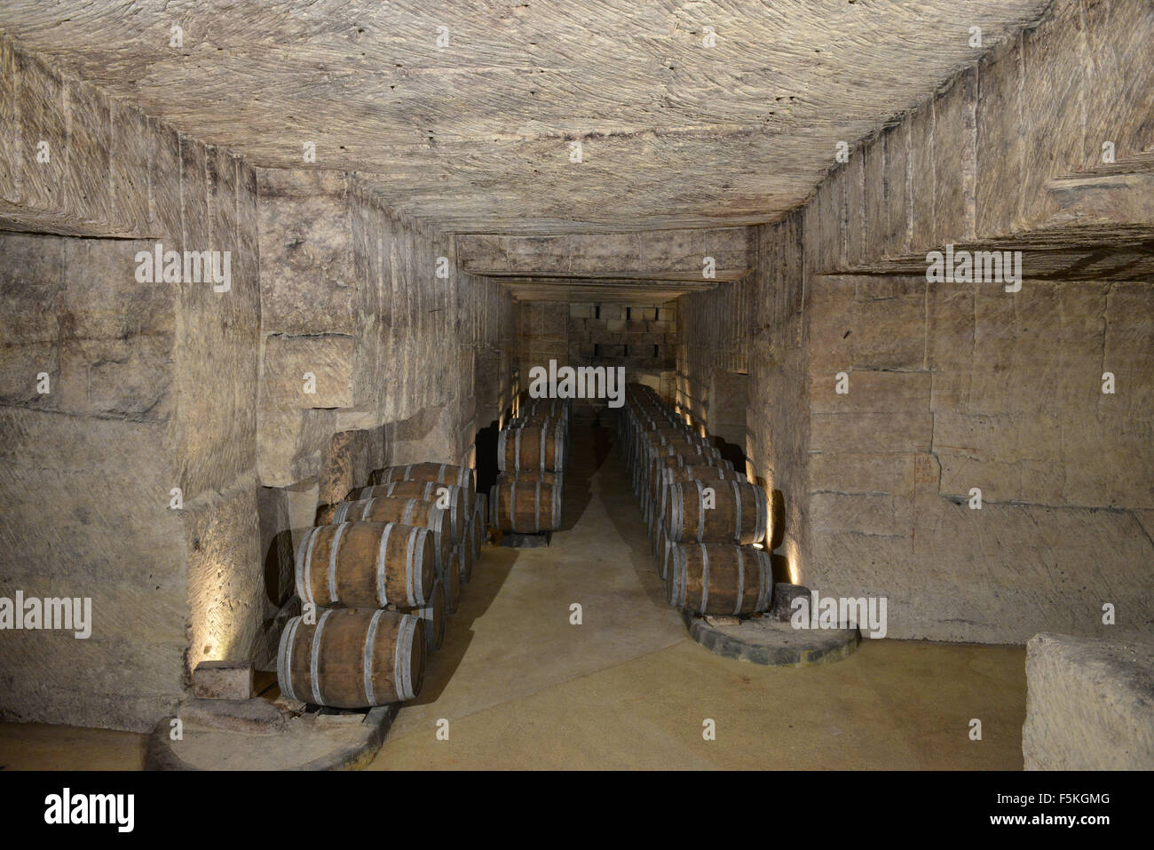 Botti vino medievali immagini e fotografie stock ad alta risoluzione ...