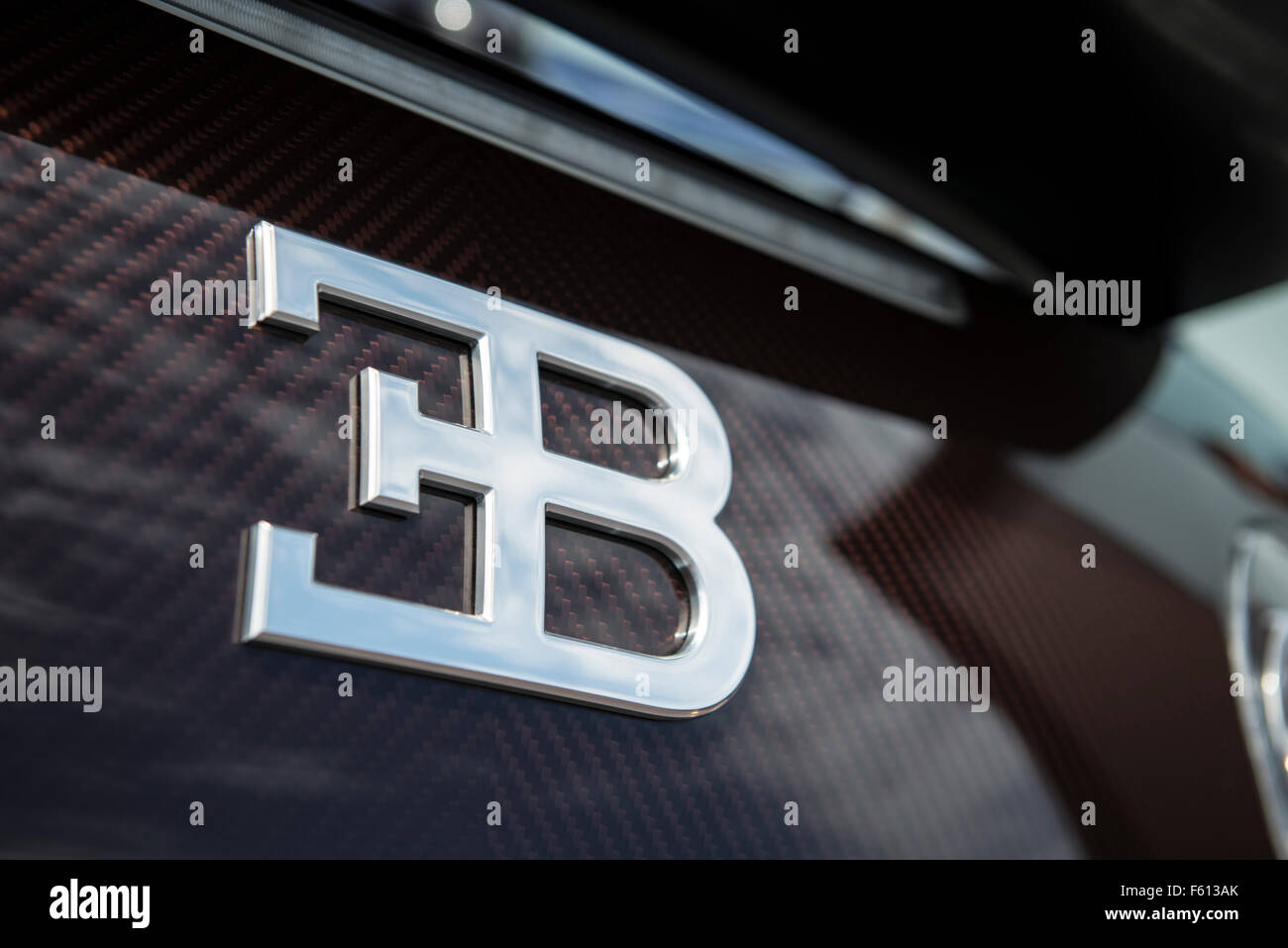 Distintivo cromato immagini e fotografie stock ad alta risoluzione - Alamy