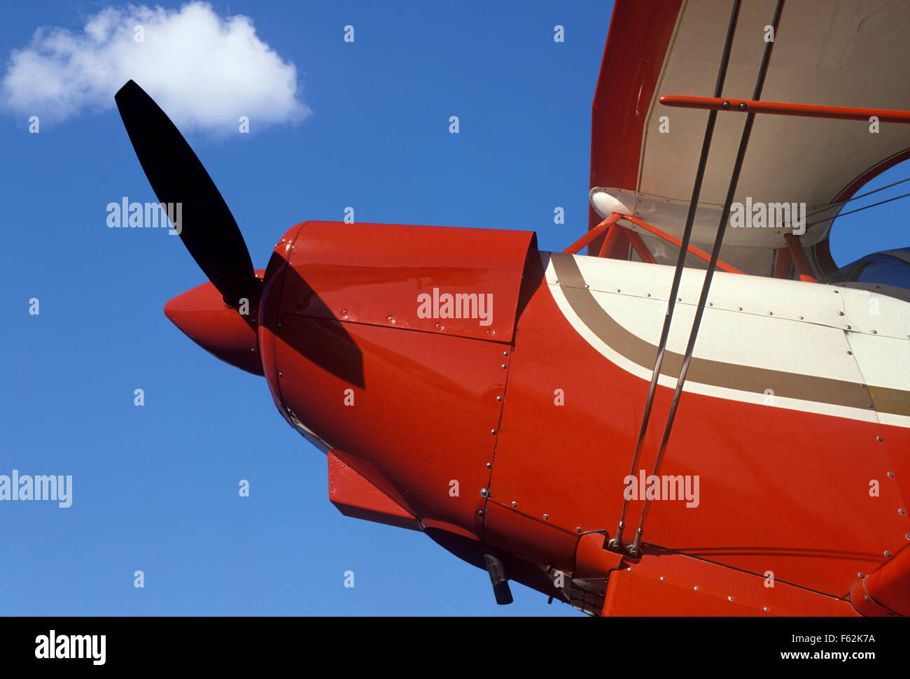 Aereo biplano immagini e fotografie stock ad alta risoluzione - Alamy