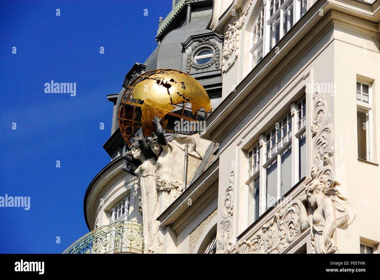 Alte gebäudearchitektur immagini e fotografie stock ad alta risoluzione ...
