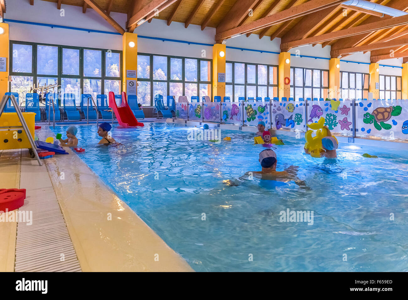 Italia Piemonte terme di Premia Foto stock - Alamy
