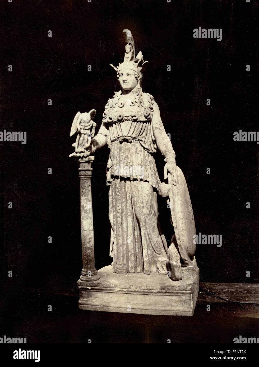 Statua di athena parthenos immagini e fotografie stock ad alta ...