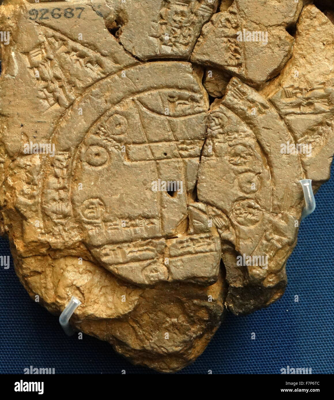 Tavoletta babilonia mappa immagini e fotografie stock ad alta ...