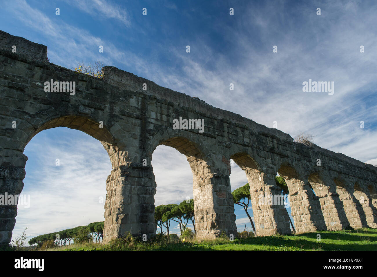 Acquedotti roma immagini e fotografie stock ad alta risoluzione - Alamy