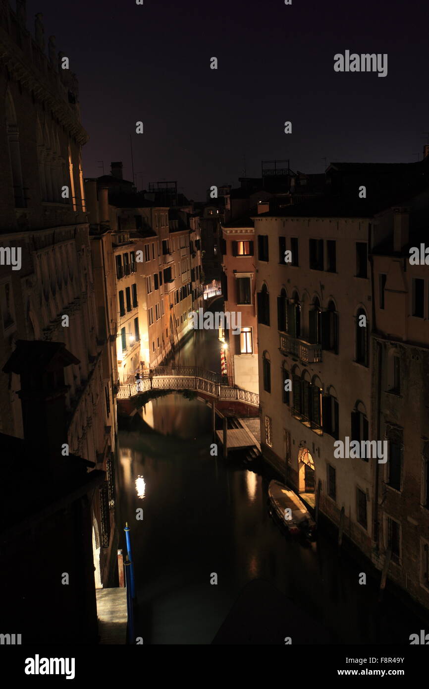 Notte di venezia immagini e fotografie stock ad alta risoluzione - Alamy
