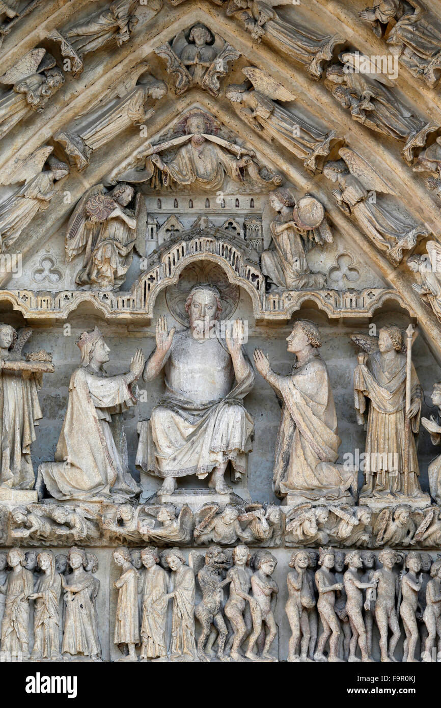 Portale gotico vergine amiens immagini e fotografie stock ad alta ...