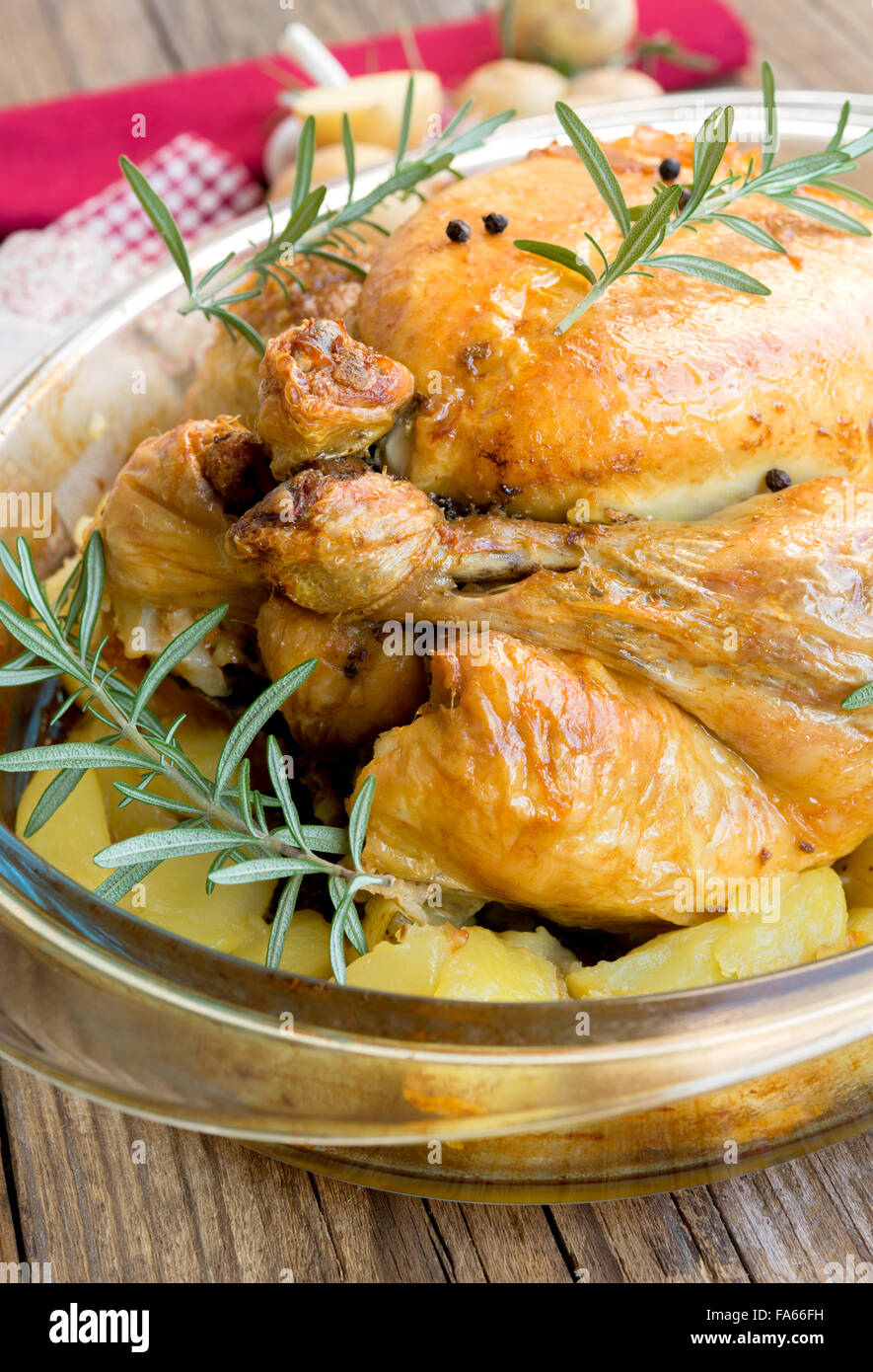 Intero tacchino arrosto immagini e fotografie stock ad alta risoluzione ...