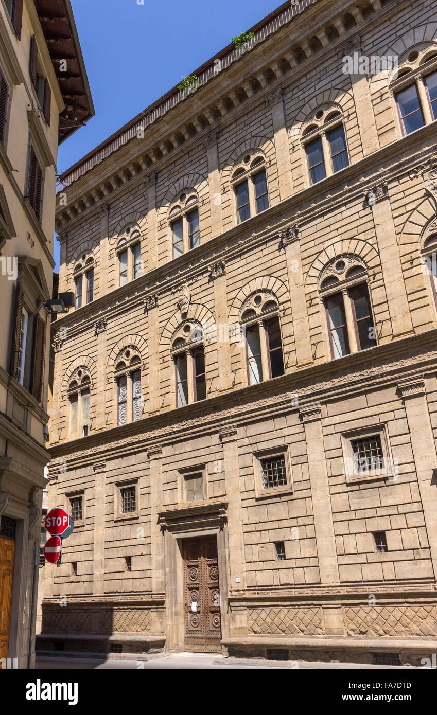 Palazzo rucellai immagini e fotografie stock ad alta risoluzione - Alamy