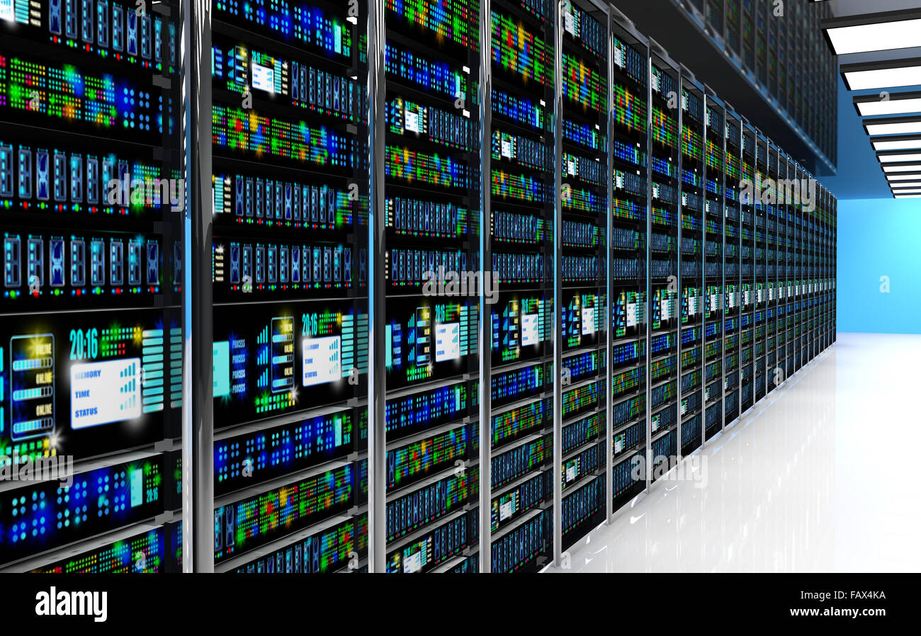 Il terminale monitor in sala server con rack server nel datacenter ...