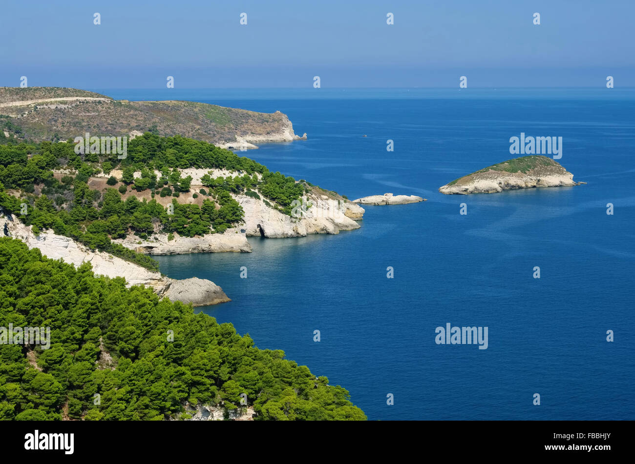 Gargano coast immagini e fotografie stock ad alta risoluzione - Alamy