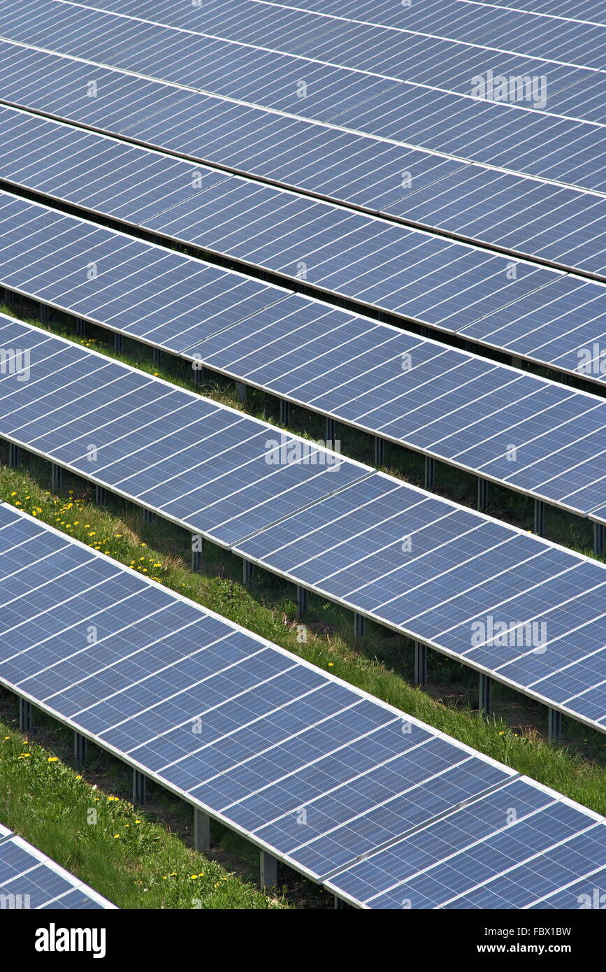 Centrale elettrica 2 immagini e fotografie stock ad alta risoluzione ...