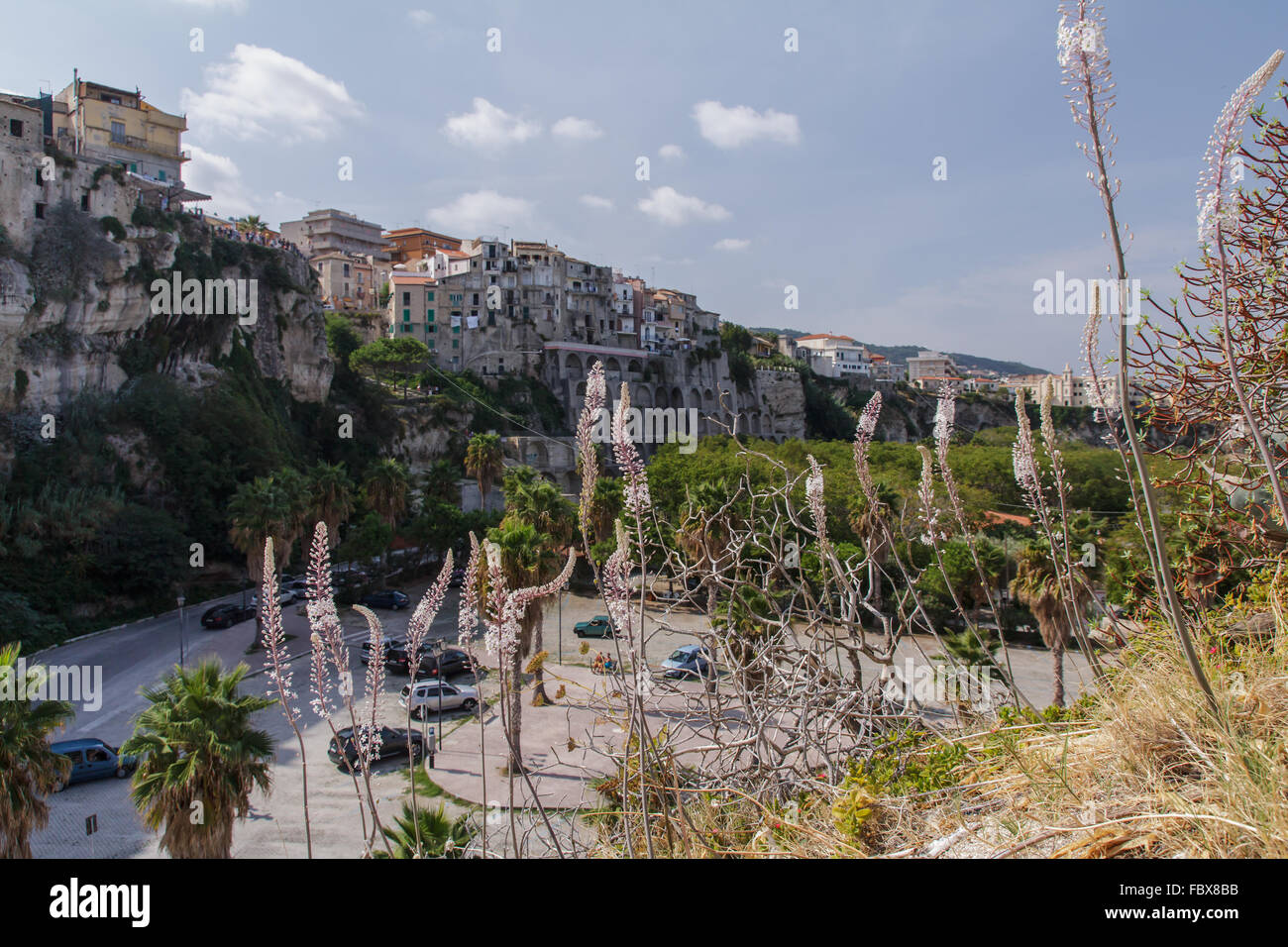 Centro storico di tropea immagini e fotografie stock ad alta ...
