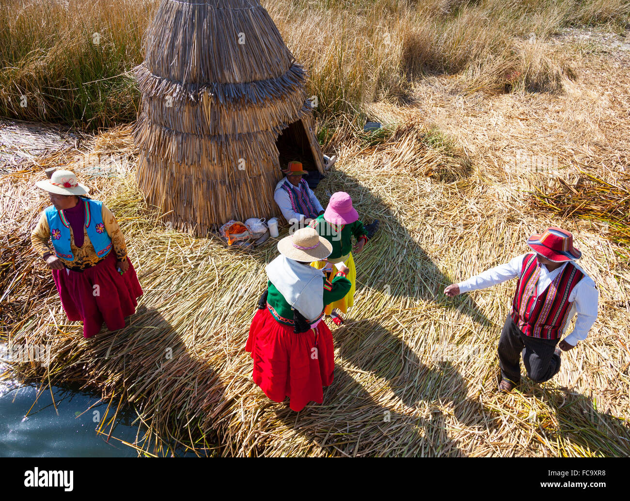 Isolani nativi immagini e fotografie stock ad alta risoluzione - Alamy