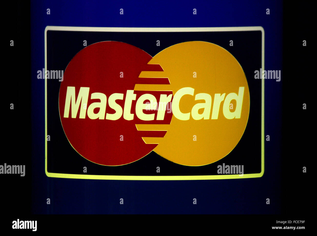 Logo mastercard immagini e fotografie stock ad alta risoluzione - Alamy