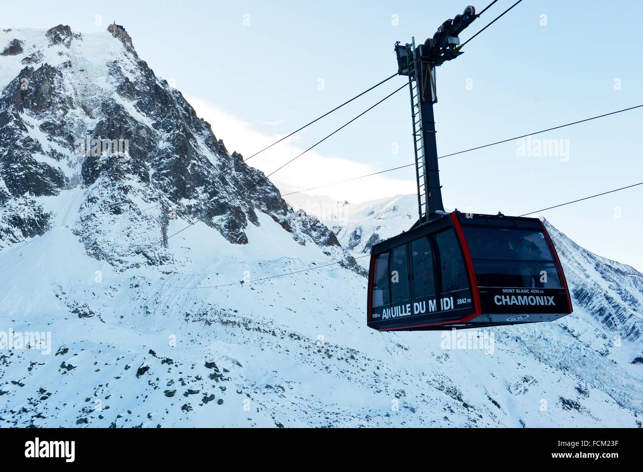 Cabina teleferica immagini e fotografie stock ad alta risoluzione - Alamy