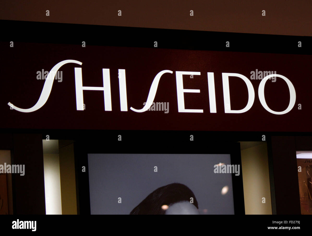 Logo shiseido immagini e fotografie stock ad alta risoluzione - Alamy