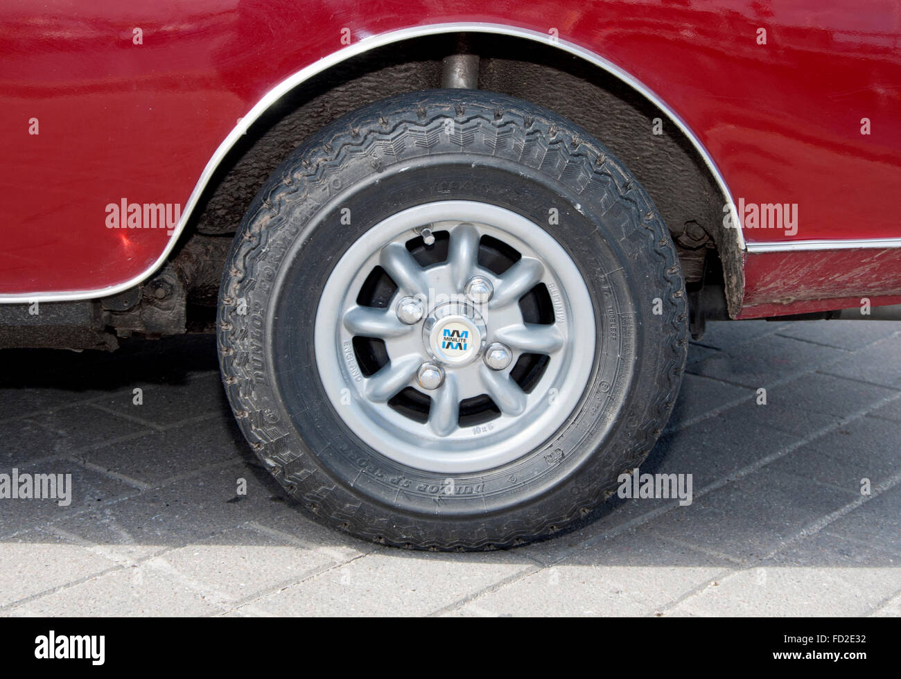 Mini furgone austin classico immagini e fotografie stock ad alta ...