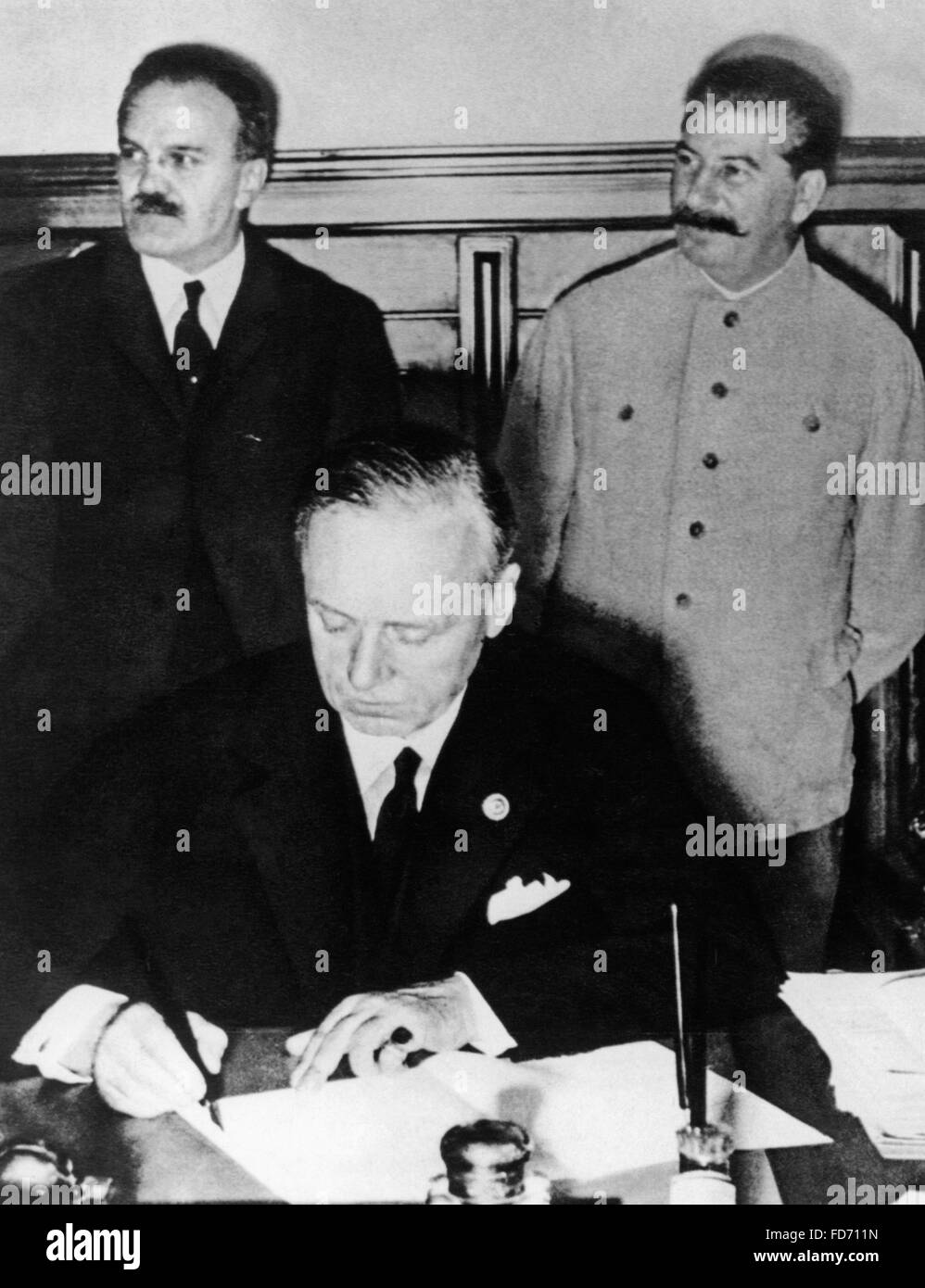 Von ribbentrop e stalin 1939 ussr immagini e fotografie stock ad alta ...