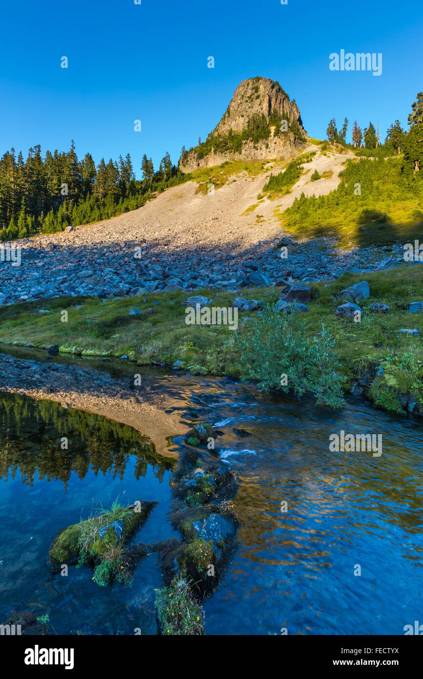 Sentiero della catena dei laghi cresta della pernice bianca immagini e ...