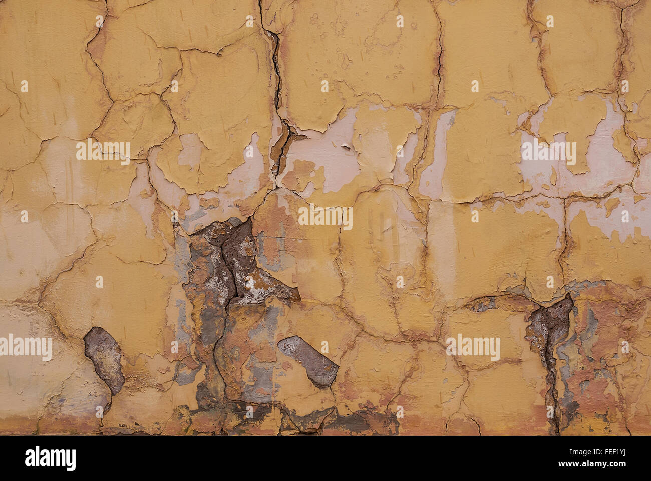 Intonaco crepa immagini e fotografie stock ad alta risoluzione - Alamy