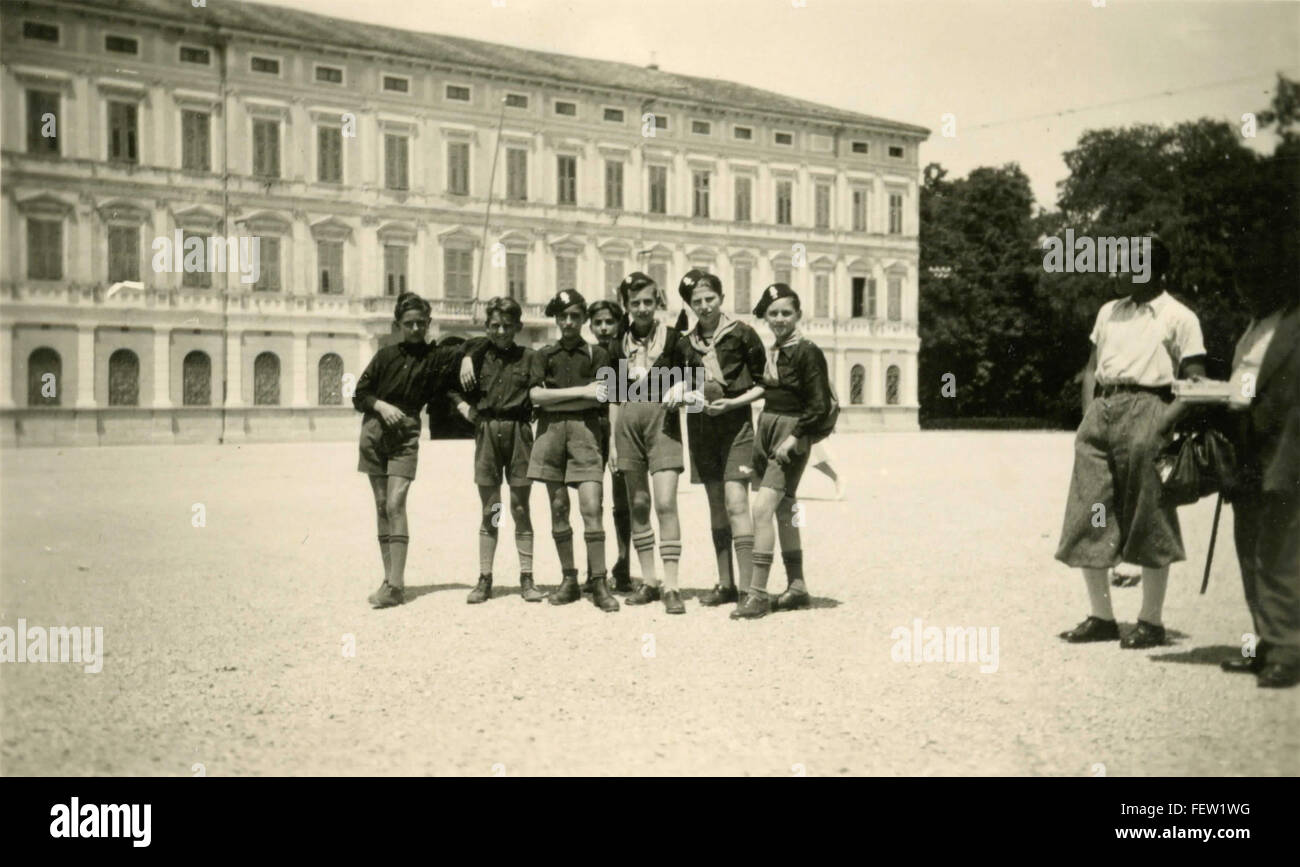 Fascist youth italy immagini e fotografie stock ad alta risoluzione - Alamy
