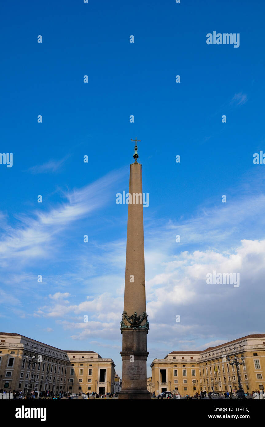 Obelisco vaticano e cattedrale di san pietro immagini e fotografie ...